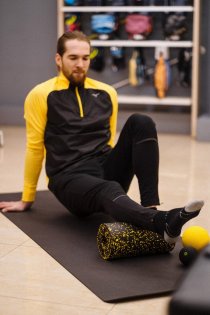 Купить массажный ролл Blackroll Standard 30 см A002316 | Интернет-магазин RunLab