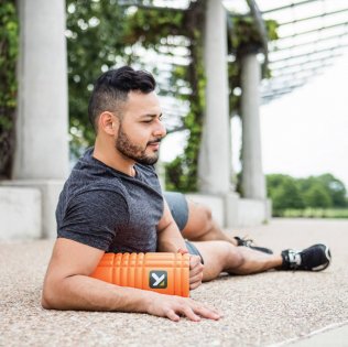 Купить массажный ролл Trigger Point Grid 33 см 350006 | Интернет-магазин RunLab